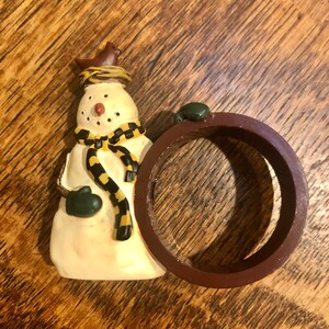 Debbie Mumm Napkin Rings Christmas Sledding Snowmen Vintage Serving ...