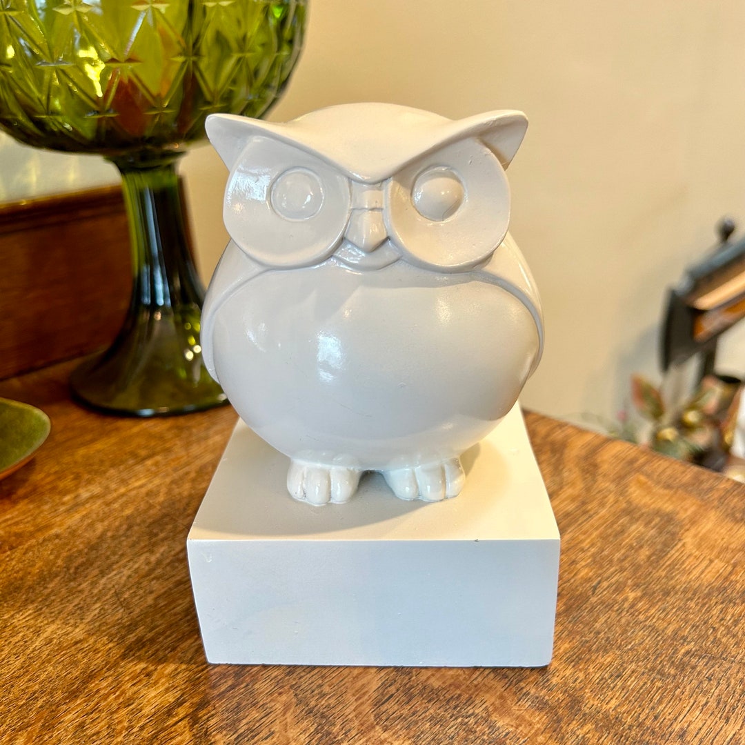 Vintage White Fat Owl Single Bookend Decorative Wood or Resin Statue ...