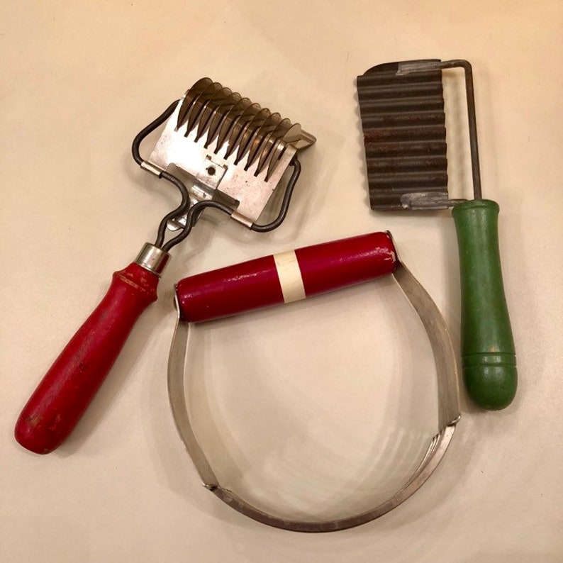 Kitchen Tools Vintage Mid Century Pasta Cutter Dough Blender - Etsy