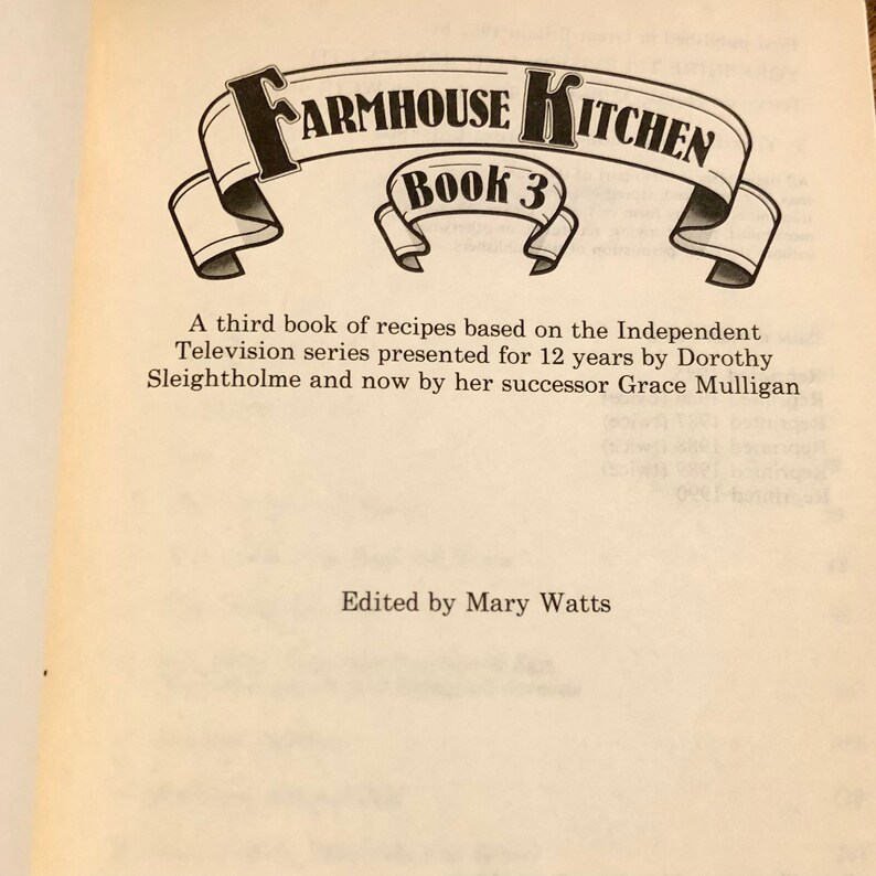 Vintage Farmhouse Kitchen Cookbook: England Recipes, Yorkshire ...