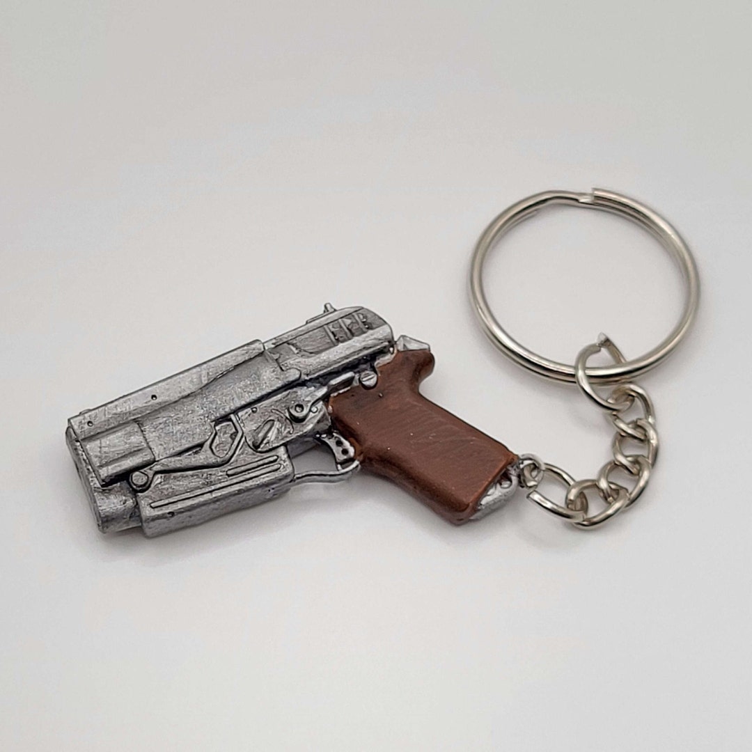 Fallout Keychain 10mm Pistol - Etsy