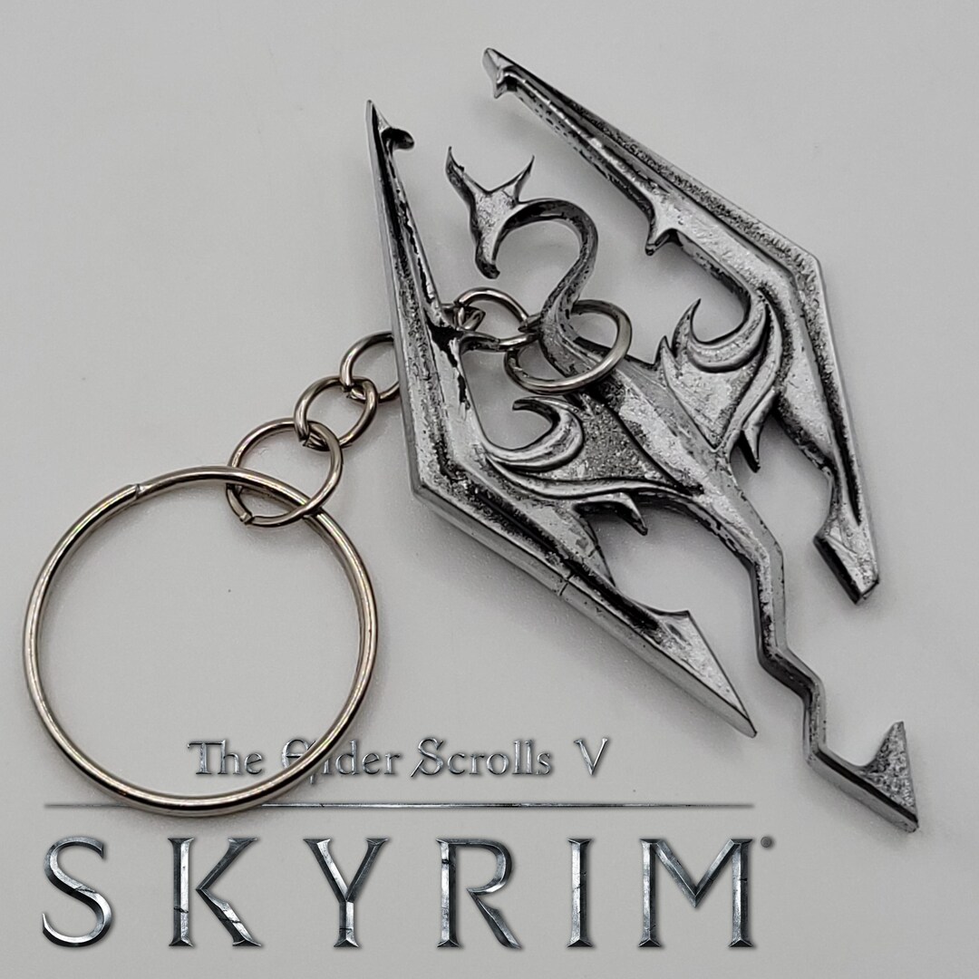 Skyrim Seal of Akatosh Keychain /// Hand-painted Detailed Charm for ...