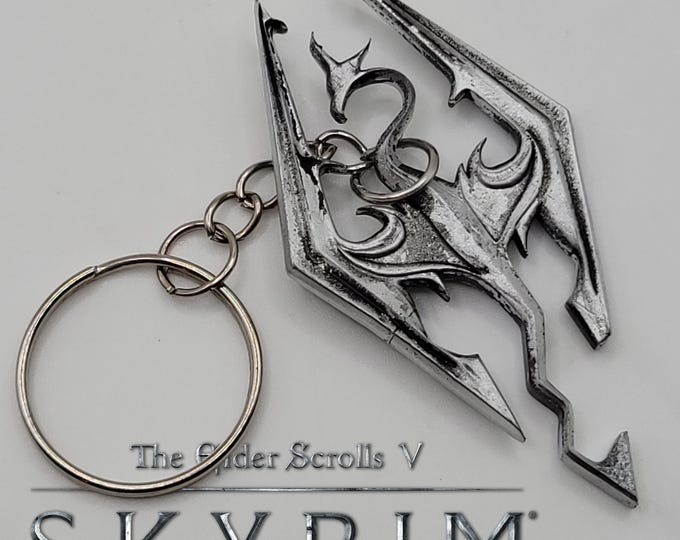 Skyrim Seal of Akatosh Keychain /// Hand-painted Detailed Charm for ...