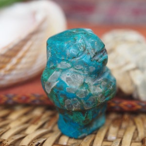 Peruvian Carved Chrysocolla Small Monolith Amulet Pre-columbian ...