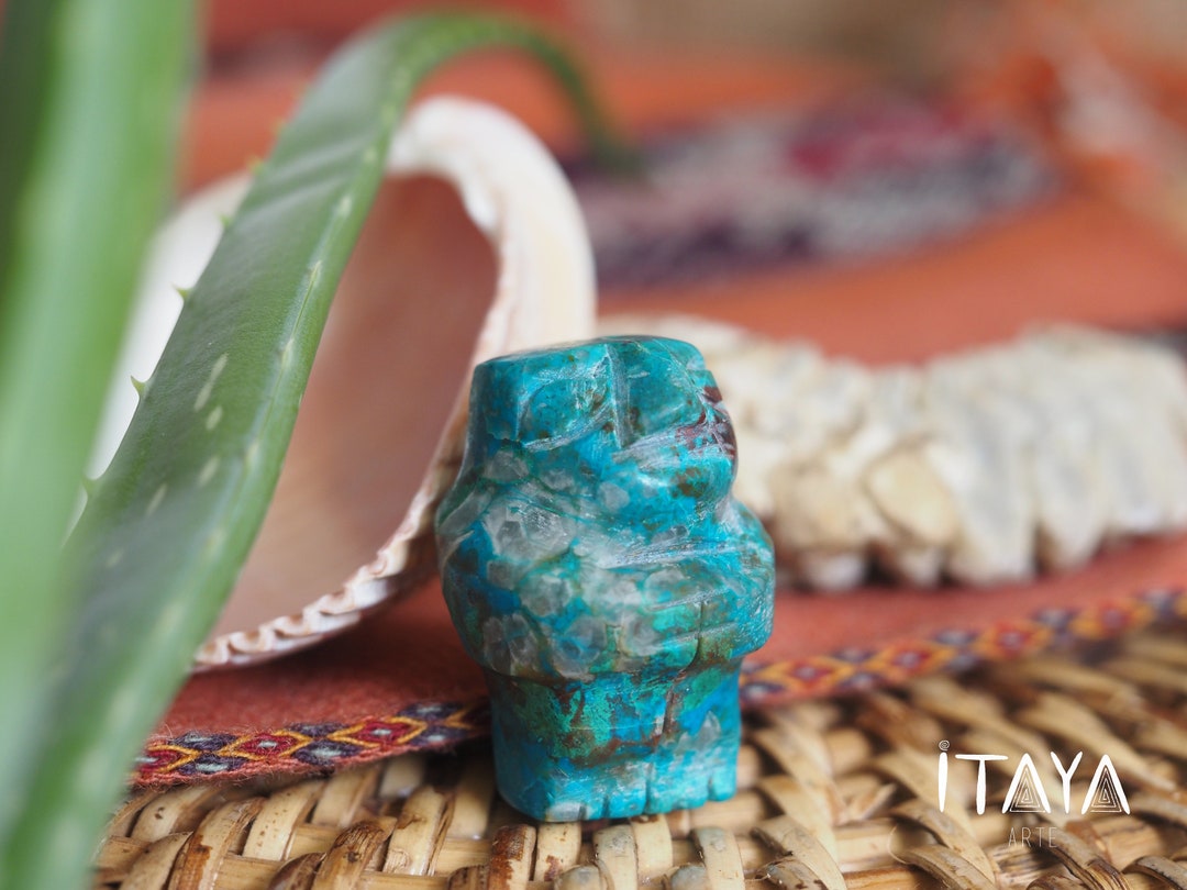 Peruvian Carved Chrysocolla Small Monolith Amulet Pre-columbian ...