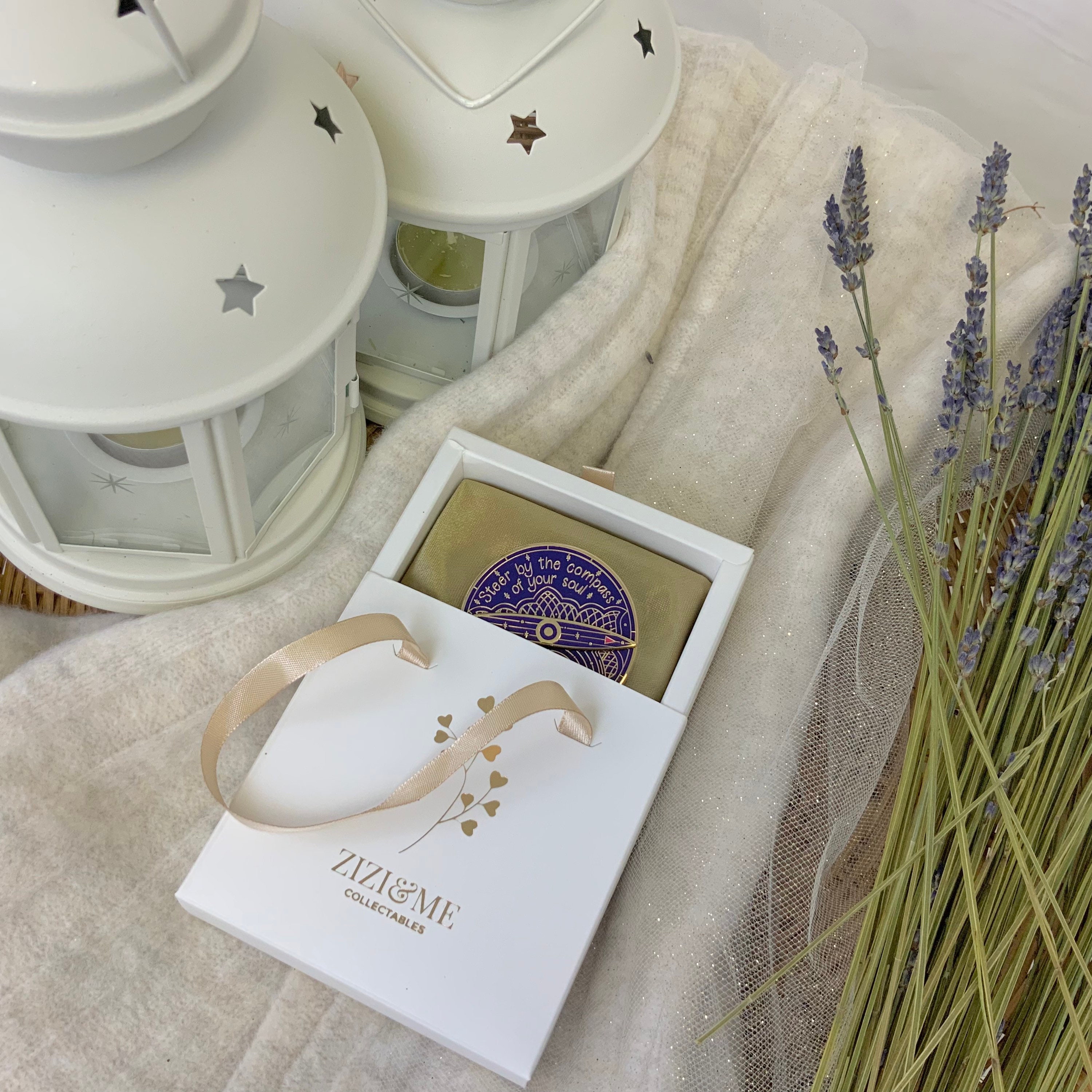 Small Ziziandme Gift Box Perfect for Gifting Pins and Small - Etsy