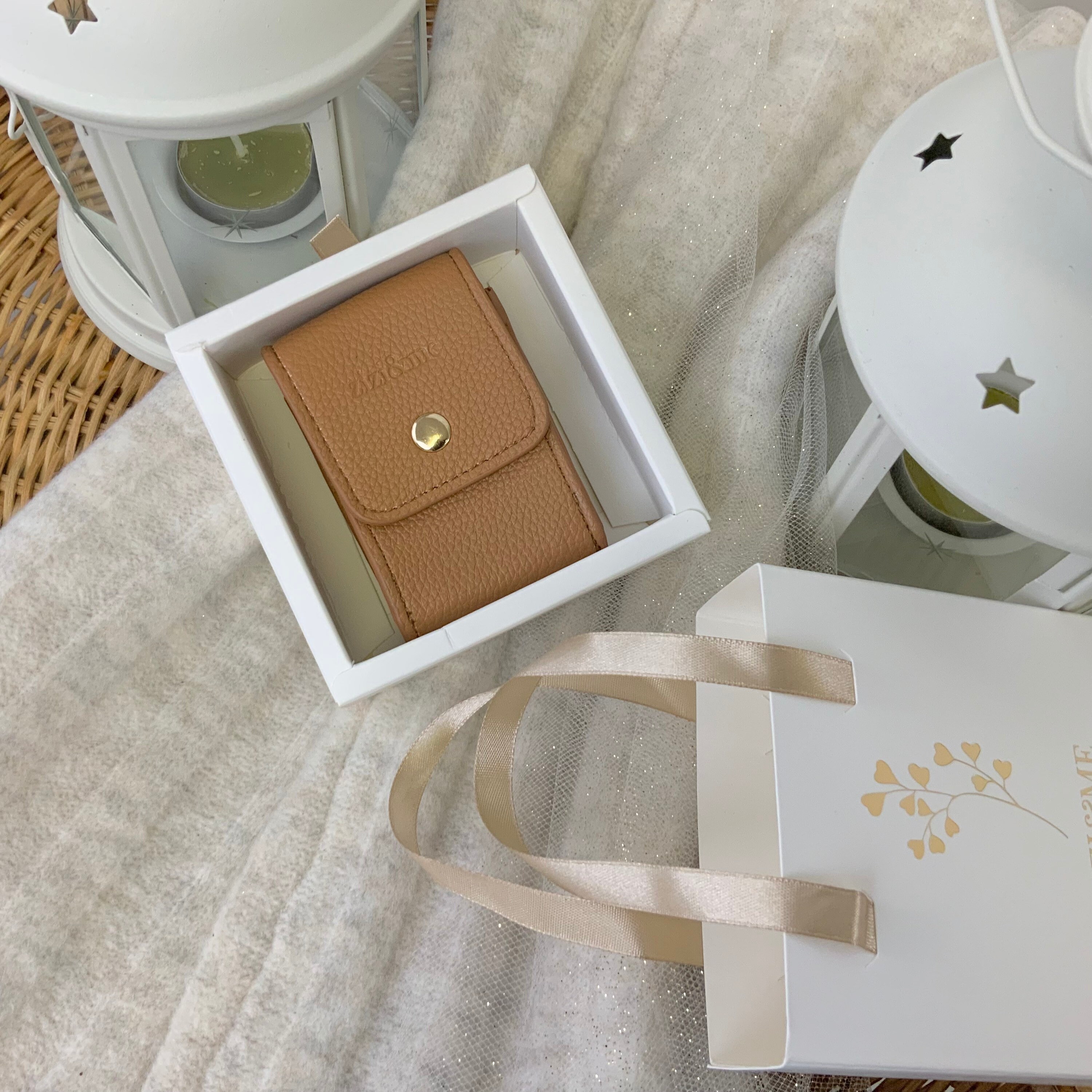 Small Ziziandme Gift Box Perfect for Gifting Pins and Small - Etsy