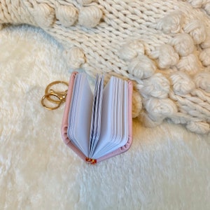 Pretty Vegan Leather Set of 4 Mini Notebooks With Keychain & Lobster ...