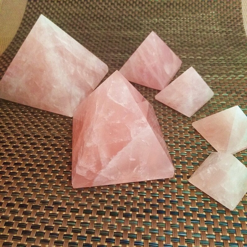 100%natural Rose Quartz Crystal Pyramid Fengshui Stone Pyramid - Etsy