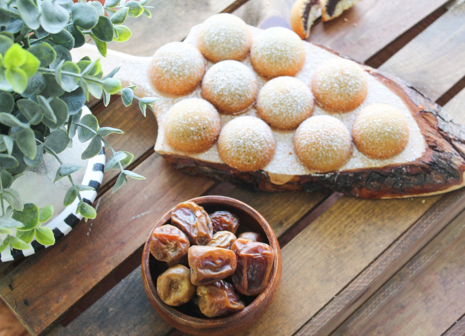 Date Maamoul Cookies, Date Filled Cookies, Semolina Cookies, Eid ...