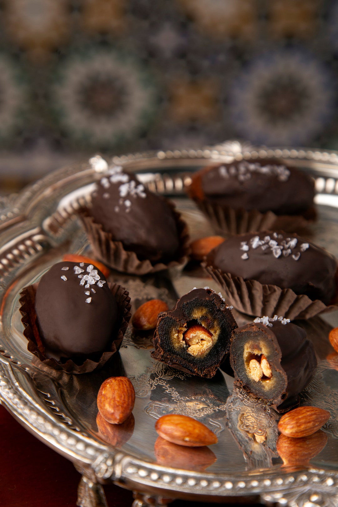 Medjool Stuffed Gourmet Dates, Almond Stuffed Chocolate Covered Dates ...