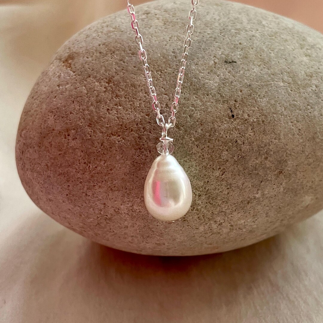 Teardrop Pearl Pendant Necklace, Cultured Pearl on Silver Chain, 20 ...