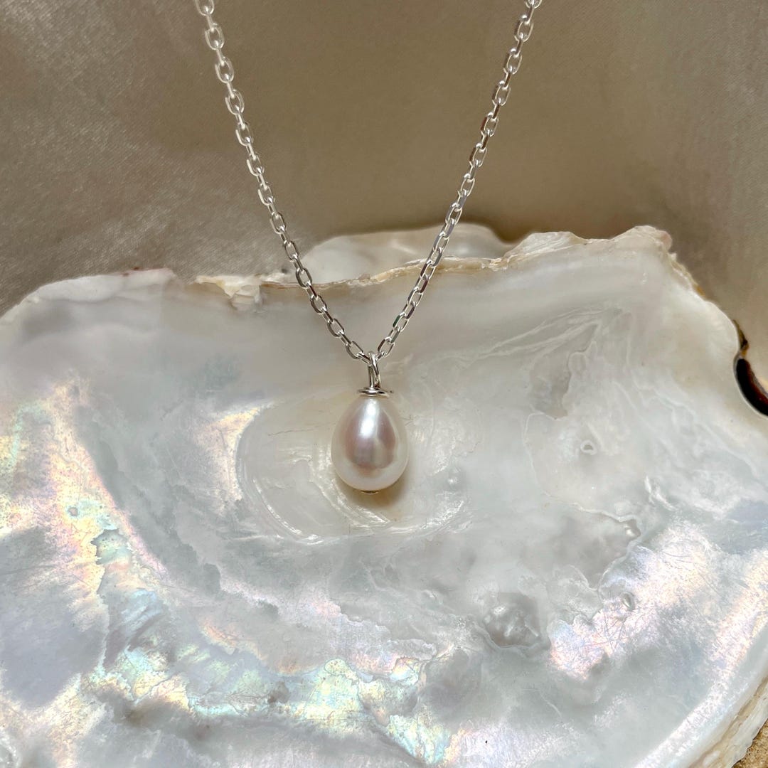 Single Pearl Pendant Necklace, Cultured Pearl on Silver Chain, Bridal ...