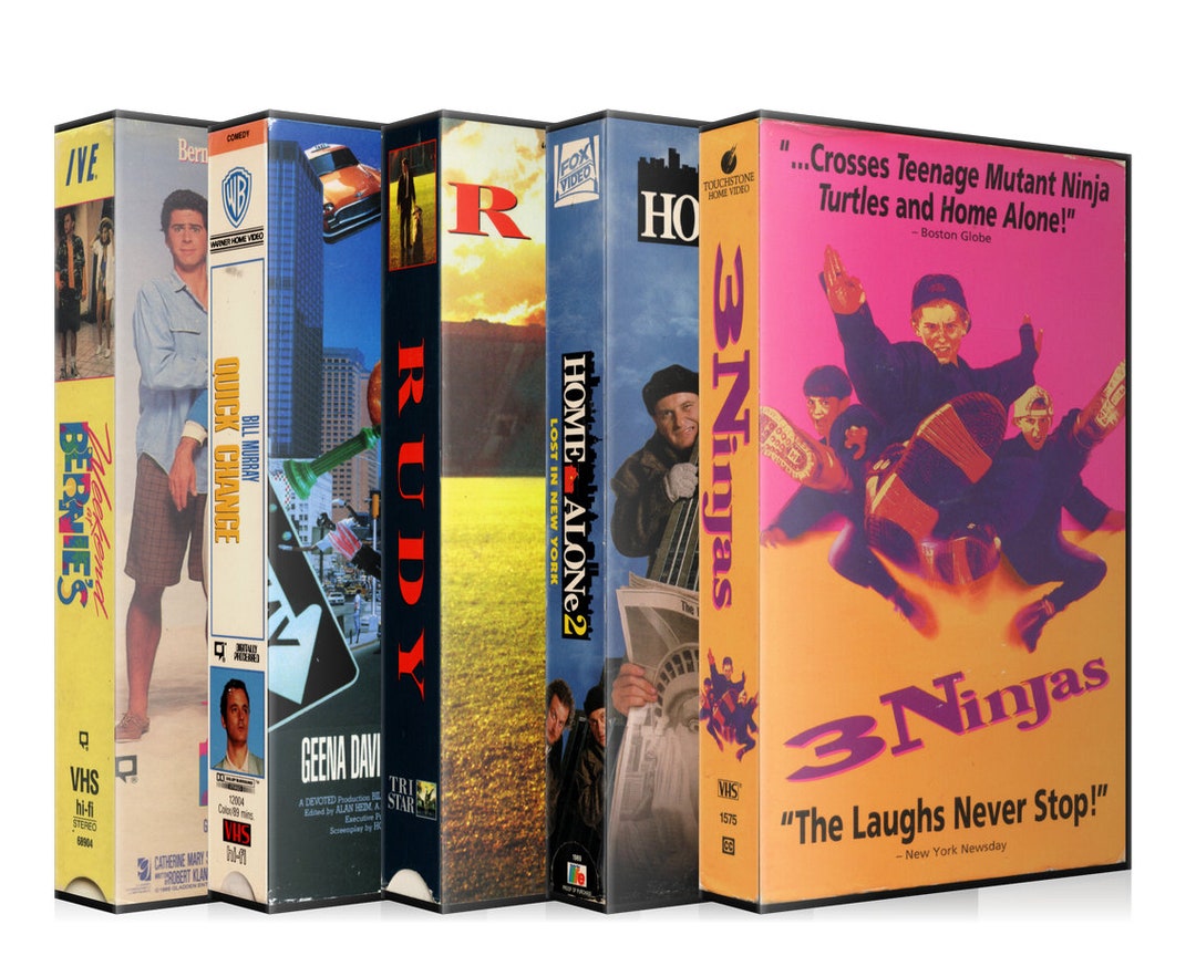 Mini Retro VHS 90s Movies Keyring Anniversary Gift for Couples Gift for ...