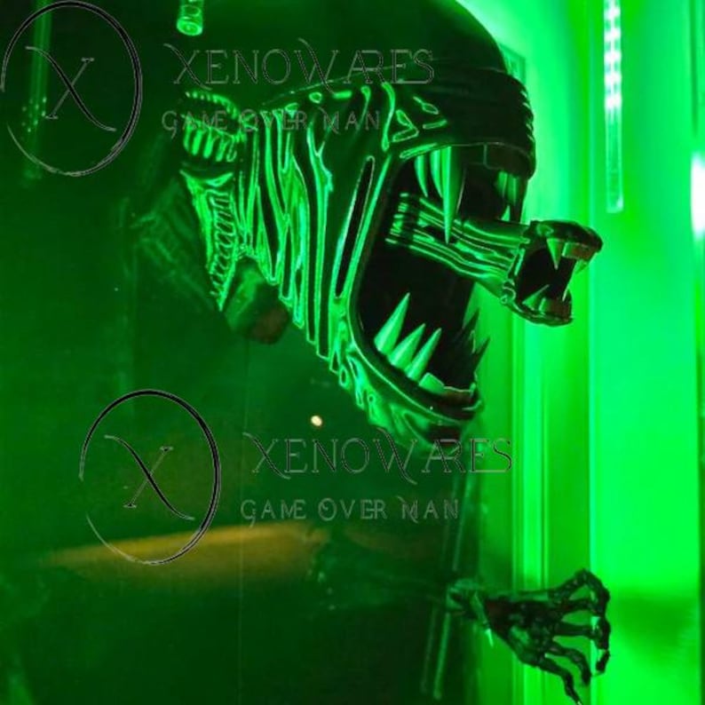 Xenomorph Headphone Stand - Aliens Headset Holder - Gift for Him - Gift ...