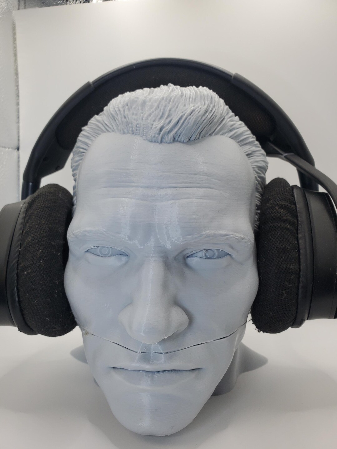 Arnold Schwarzenegger Headphone Stand Terminator Headset Stand L Gaming ...