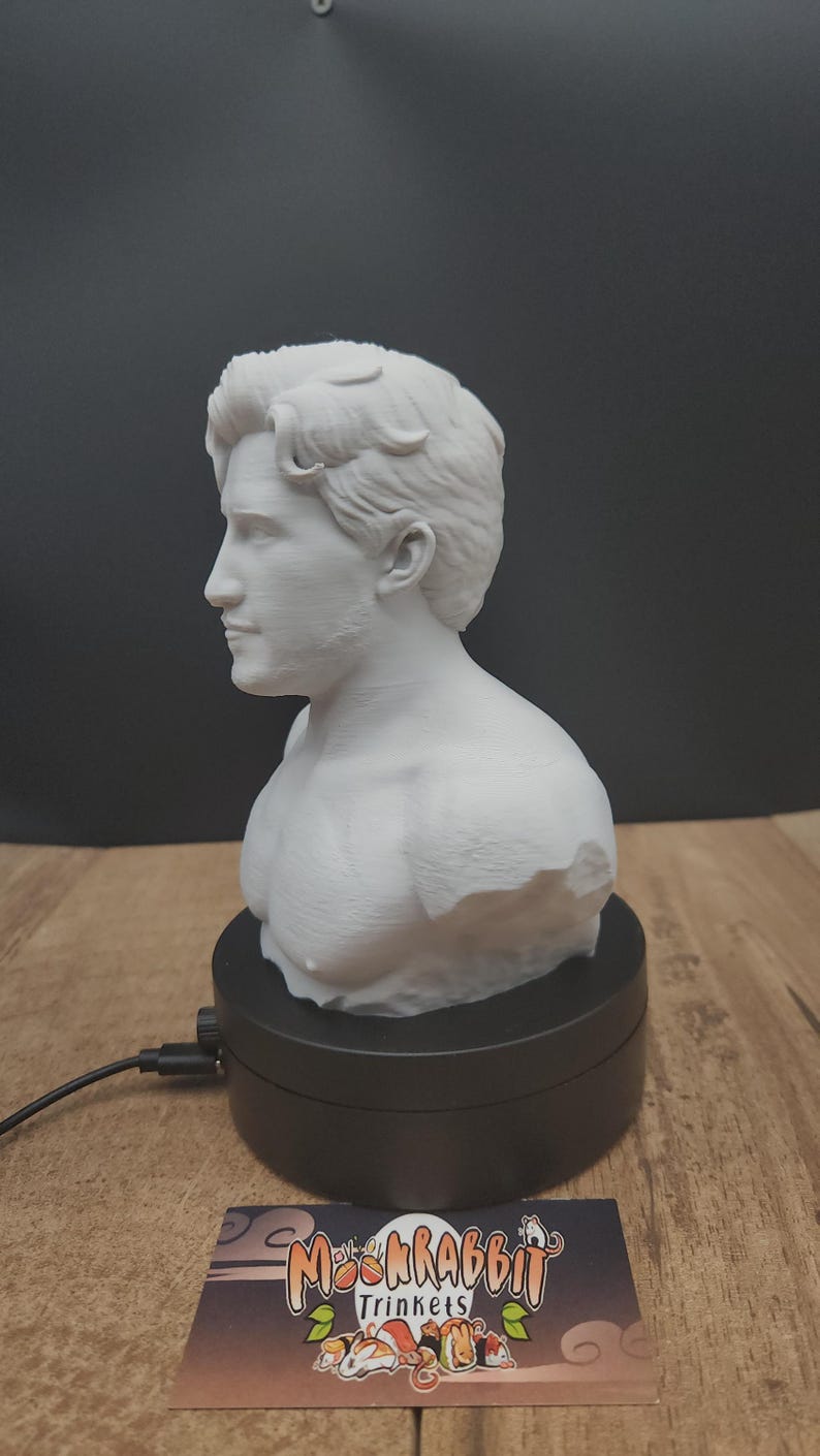 Markiplier Shirtless Bust - Iron Lung Statue - Office Desk Decor ...