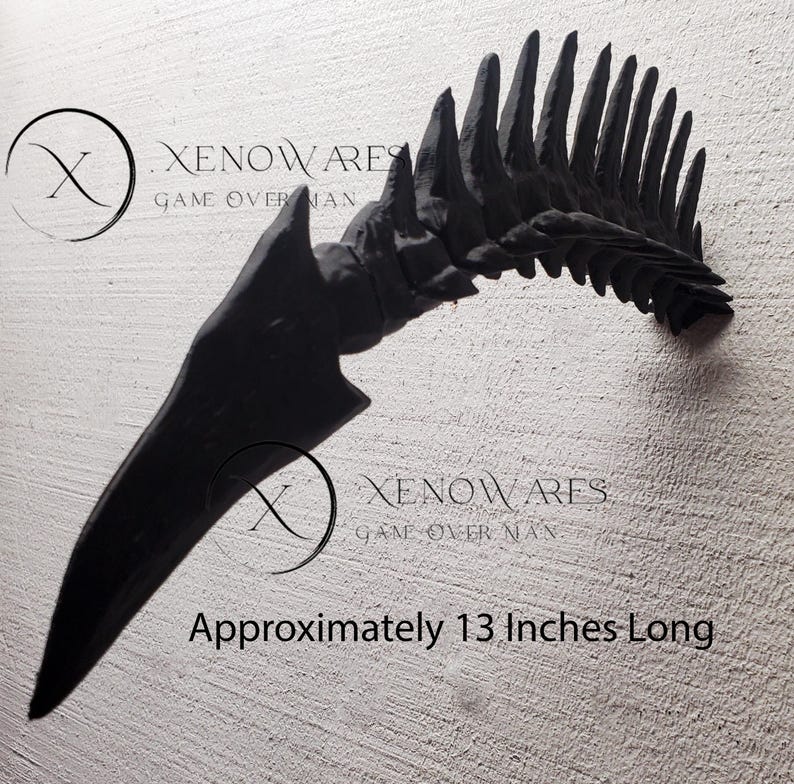 Xenomorph Headphone Stand - Aliens Headset Holder - Gift for Him - Gift ...