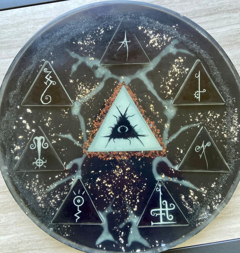 Shadow Altar Table - Etsy