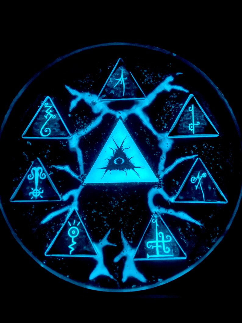 Shadow Altar Table - Etsy