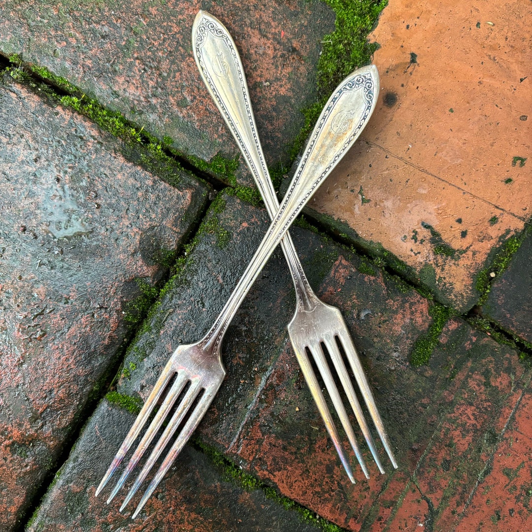 1900s 1910 ANTIQUE VINTAGE Community Plate Sheraton Pattern Letter B Engraved Monogrammed ...