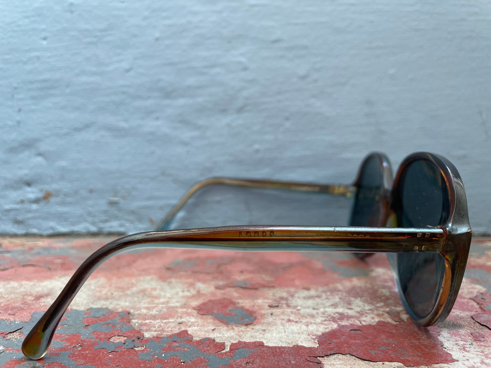 60s 70s VINTAGE Sunglasses Blue & Brown Ombré Plastic Frames | Etsy