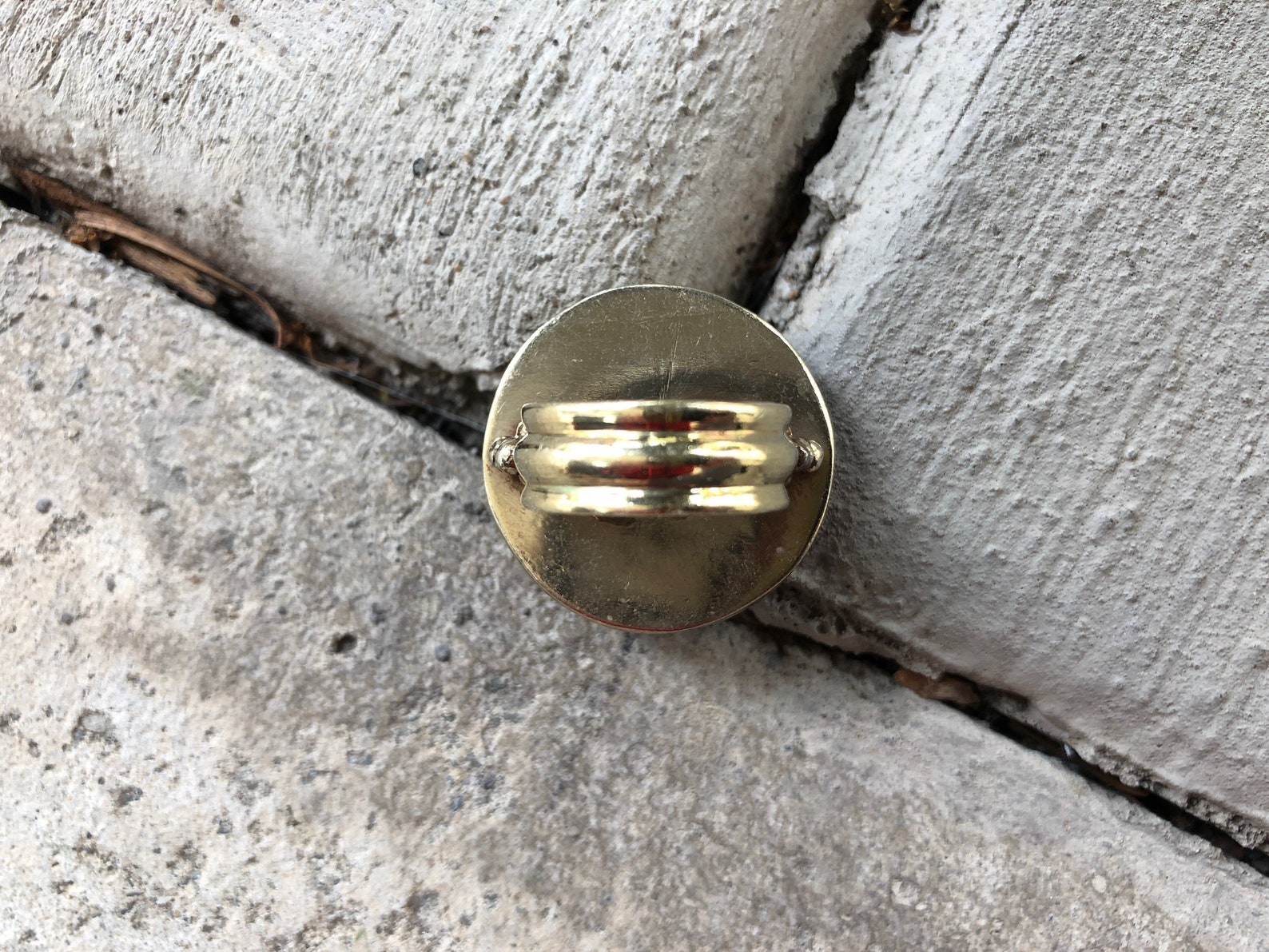 VINTAGE Moroccan Ring Silver Tone Metal Pink Natural Coral Stone Round ...