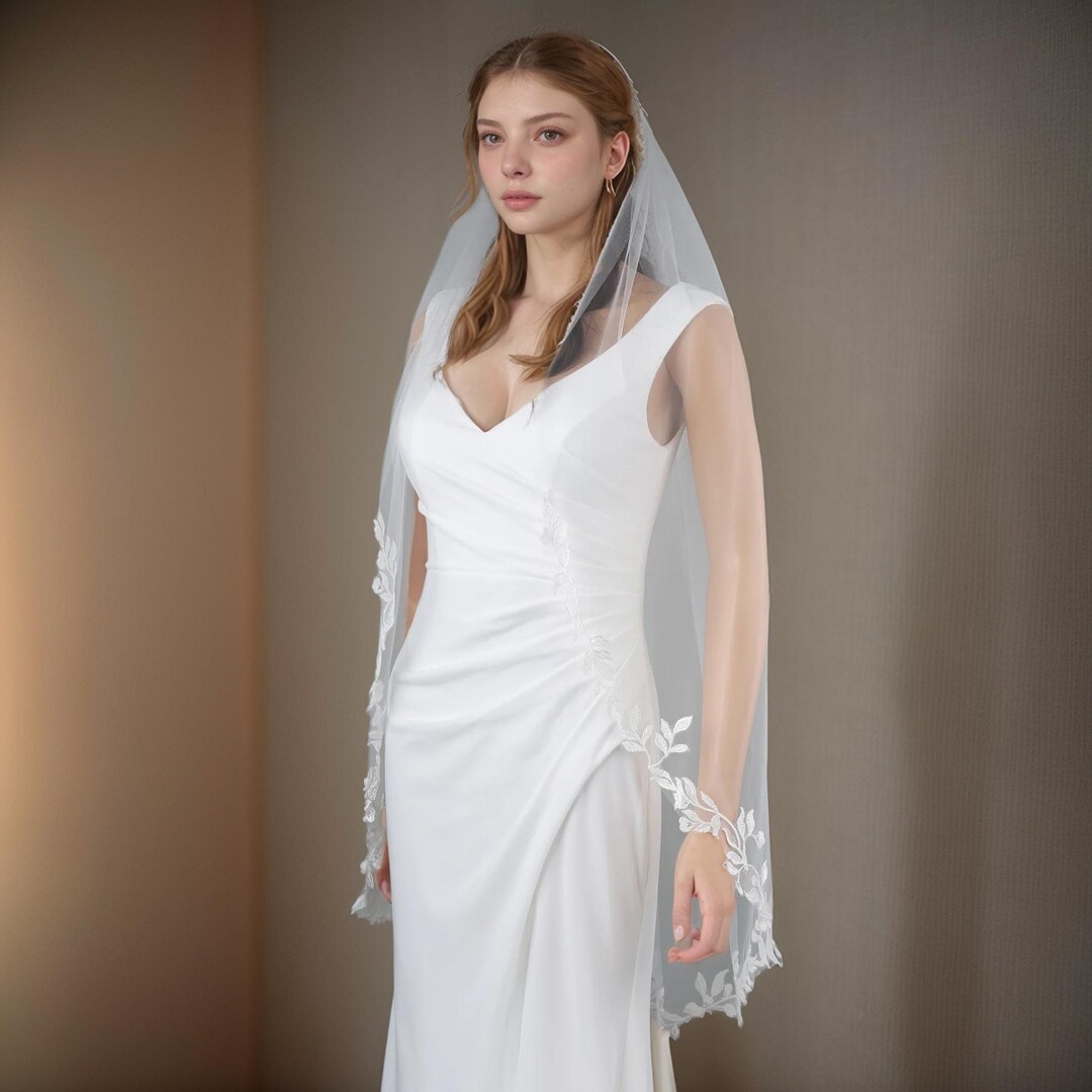 Custom Leaf Edge Embroidered Wedding Veil With Name and ...