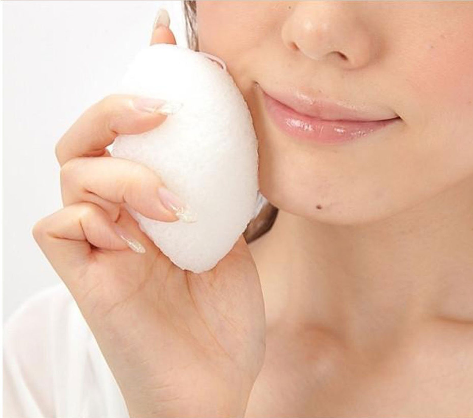 100% Natural and Vegan Konjac Face Sponge Puff With Extracts - Suitable ...