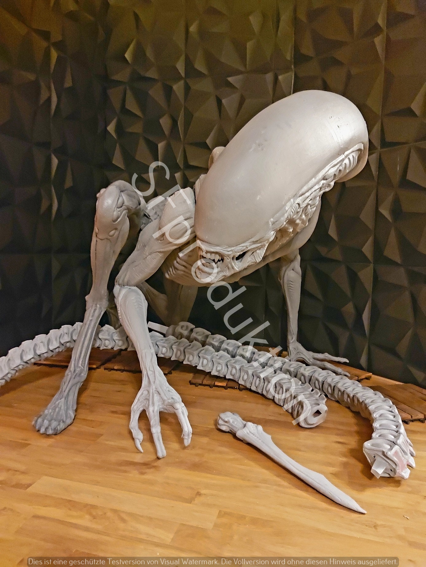 Alien Raw Kit /// Film Figur Bausatz /// reale Größe /// - Etsy.de