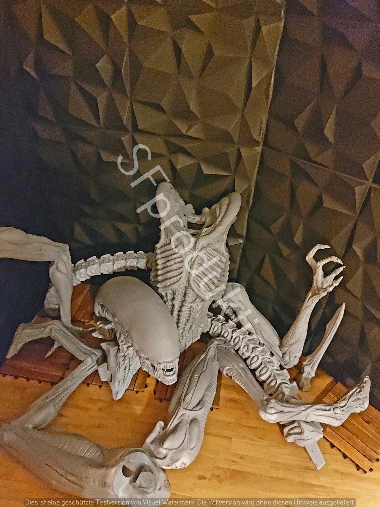 Alien Raw Kit /// Film Figur Bausatz /// reale Größe /// - Etsy.de