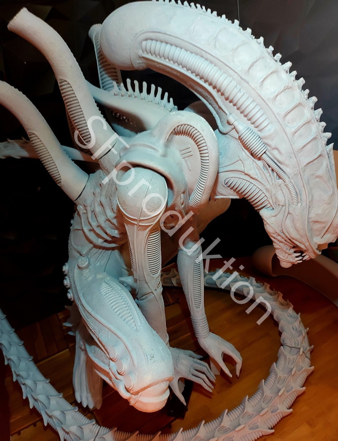 Alien Xenomorph Raw Kit /// Film Figure Kit /// Real Size /// - Etsy UK