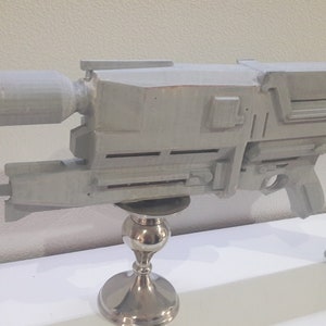 Lifesize 1:1 W40 / Terminator Plasma Pulse Rifle Kit / T800 Plasma ...