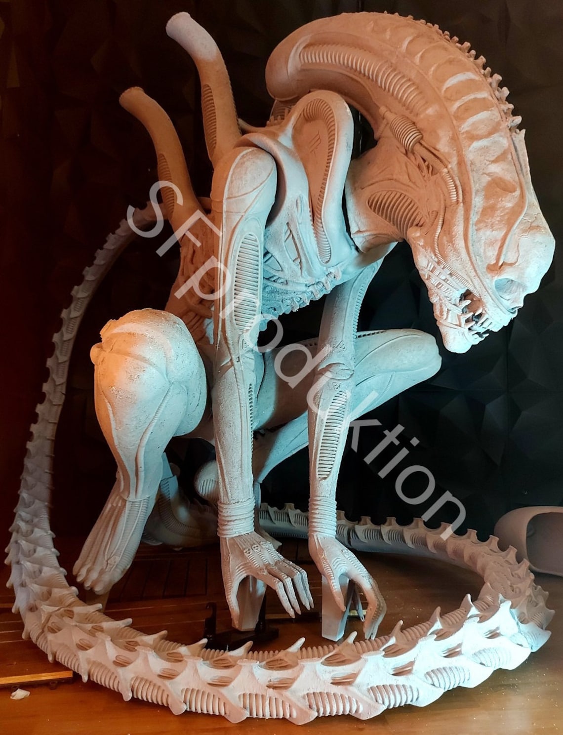 Alien Xenomorph Raw Kit /// Film Figure Kit /// Real Size /// - Etsy