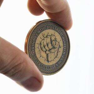 Never Give up Coin | EDC Reminder Coins | Daily Motivation Quote ...