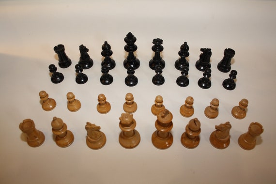 Mid 20th Century Chess Set - Etsy