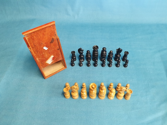 Mid 20th Century Chess Set - Etsy