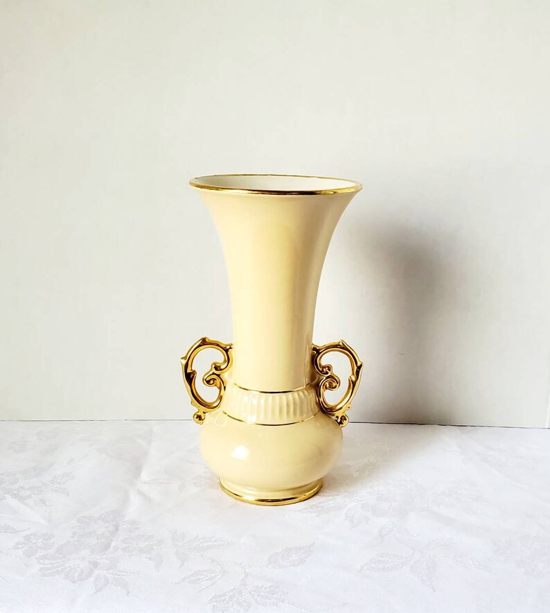 Abingdon Pottery Decorative Baden Vase Mold 520 Made - Etsy