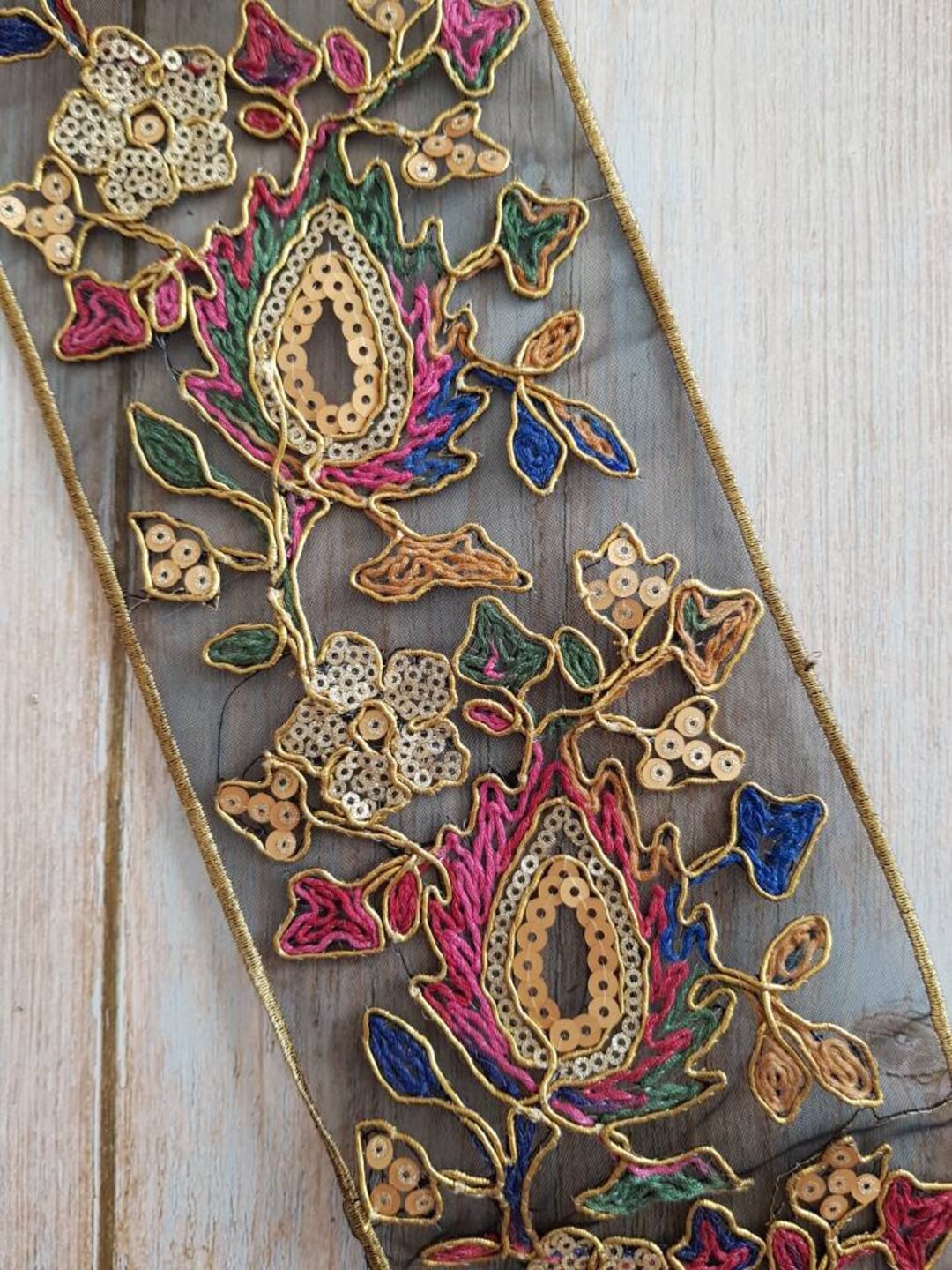Beautiful Embroidered Sari Trim - Etsy