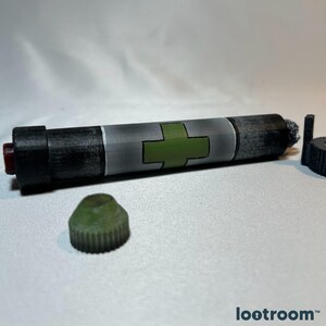 Rust Medical Syringe Medpen Handpainted 16 Cm Perfect Gamer Gift Fan ...