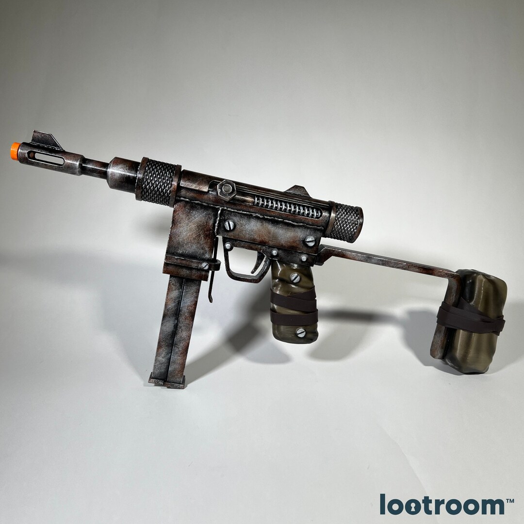Rust Life-size SMG Submachine Gun 1:1 Gun Prop Professional Airbrushed ...