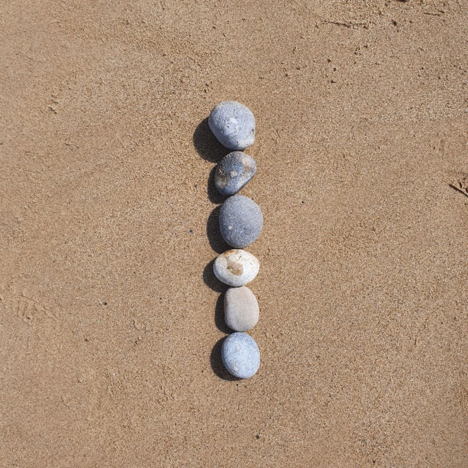 Pebble Number Counting Cards - EYFS Outdoors - Beach Theme - Natural ...