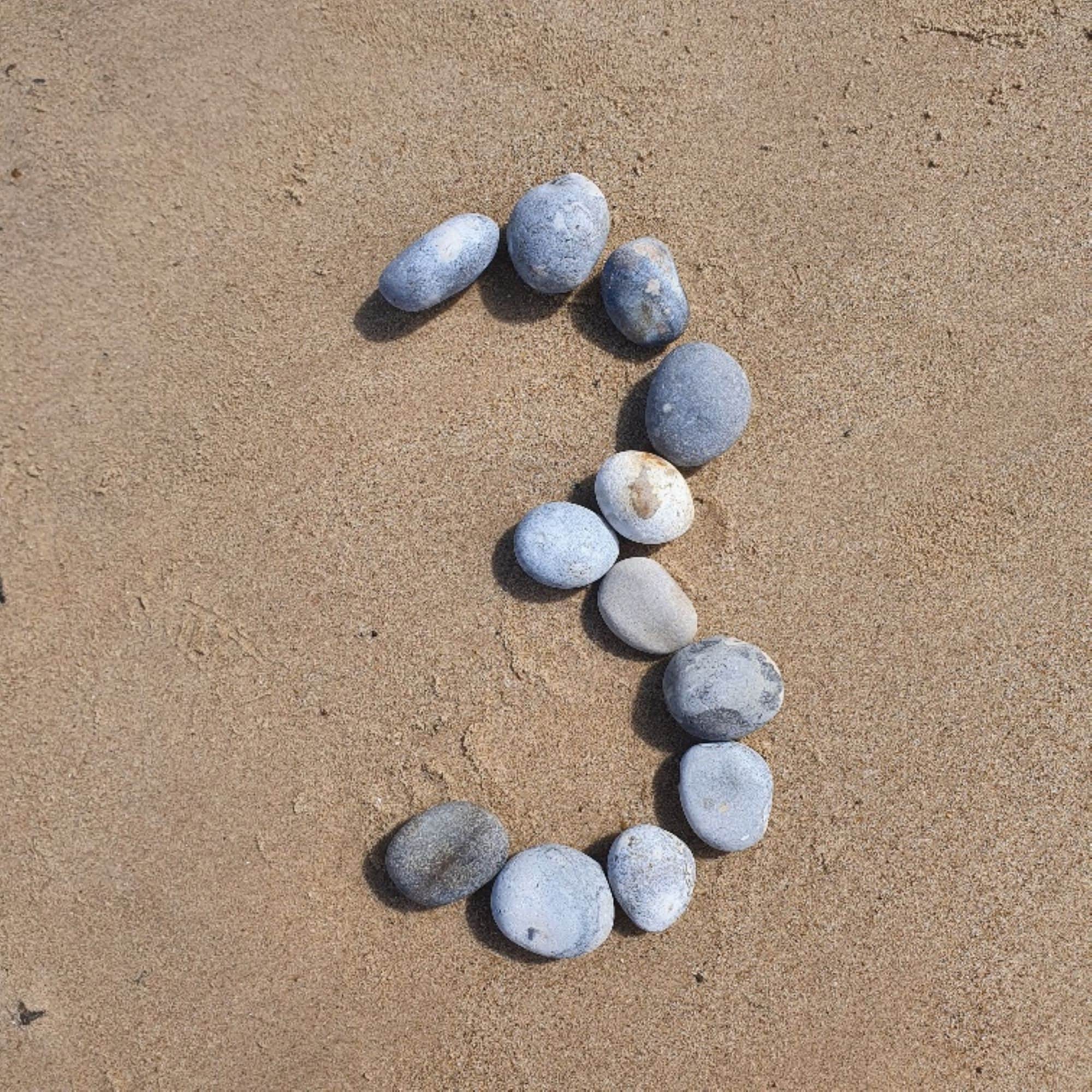 Pebble Number Counting Cards - EYFS Outdoors - Beach Theme - Natural Learning Resources - Etsy