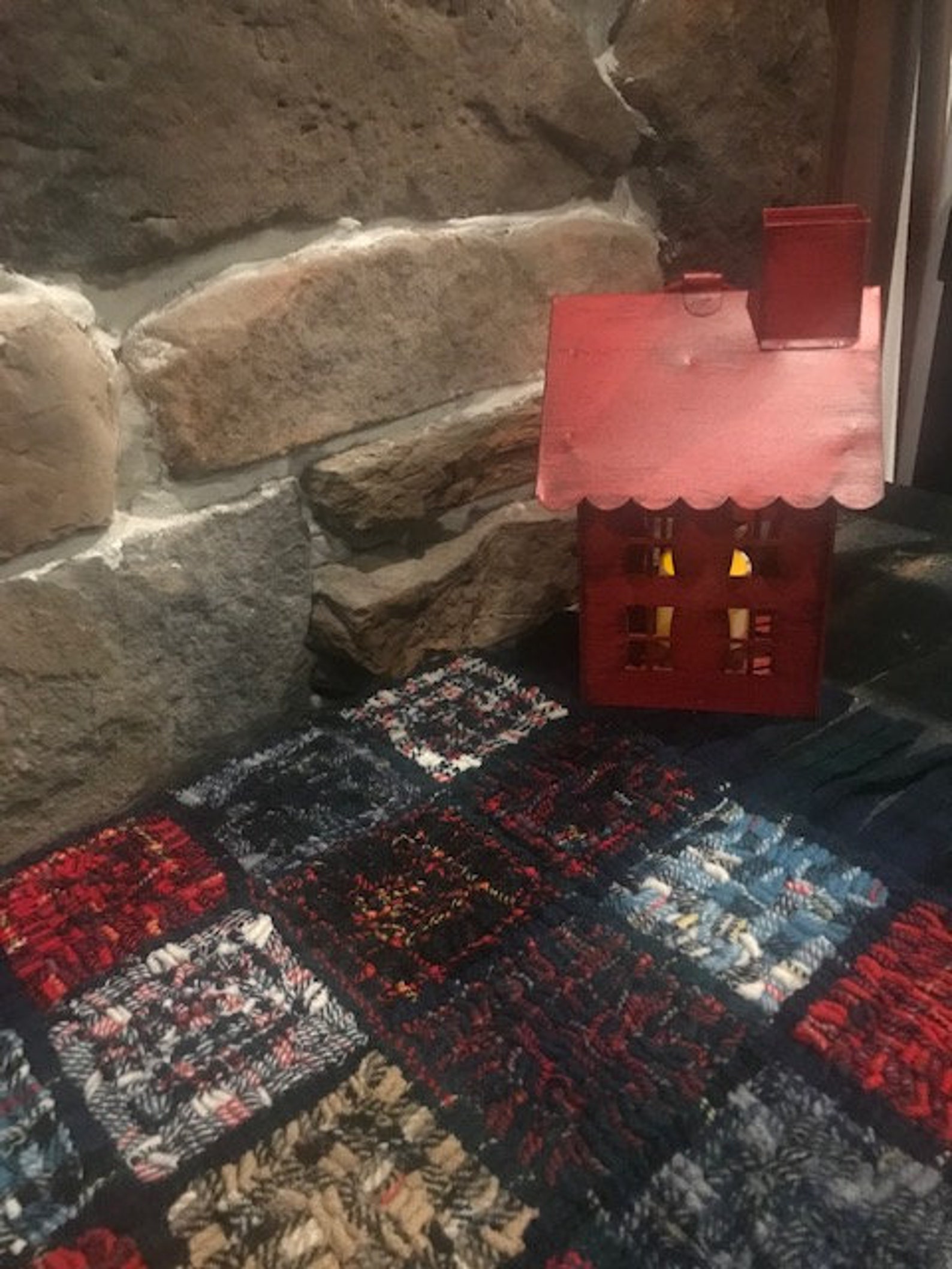 Hooked Rug – “tartan Window” - Etsy