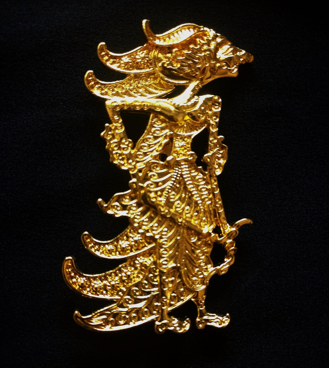 Wayang Pin, Wayang Brooch, Subadra Brooch Gold Color, Female Brooch ...