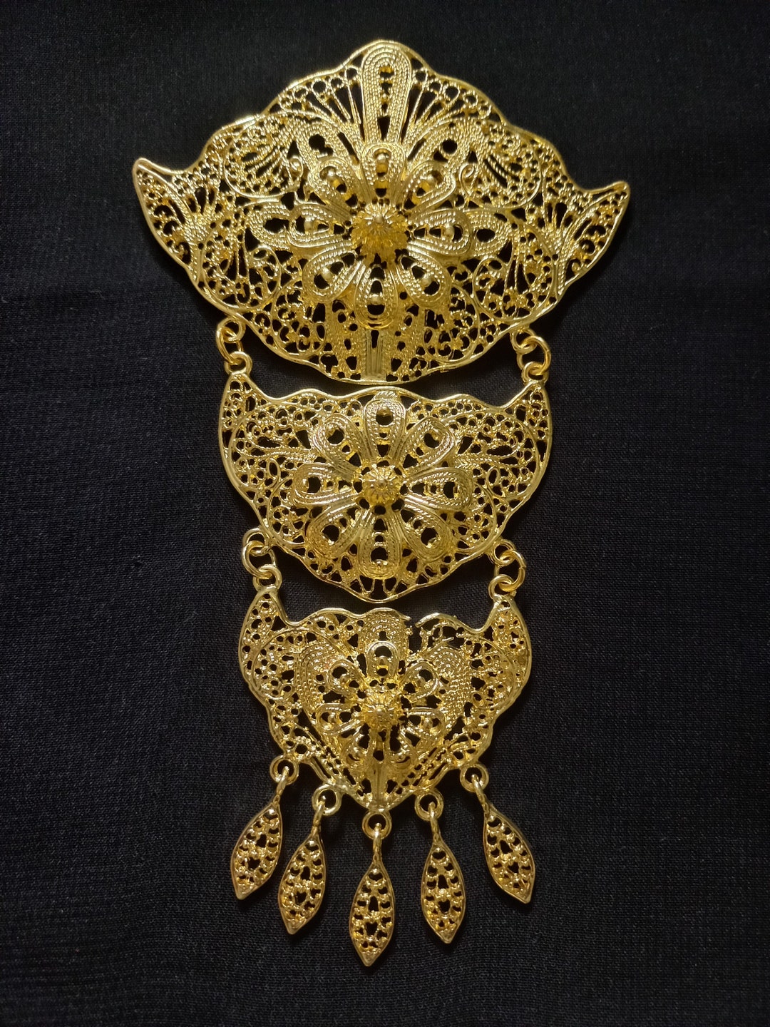 Golden Kebaya Brooch: Traditional Indonesian Blouse Pin - Etsy