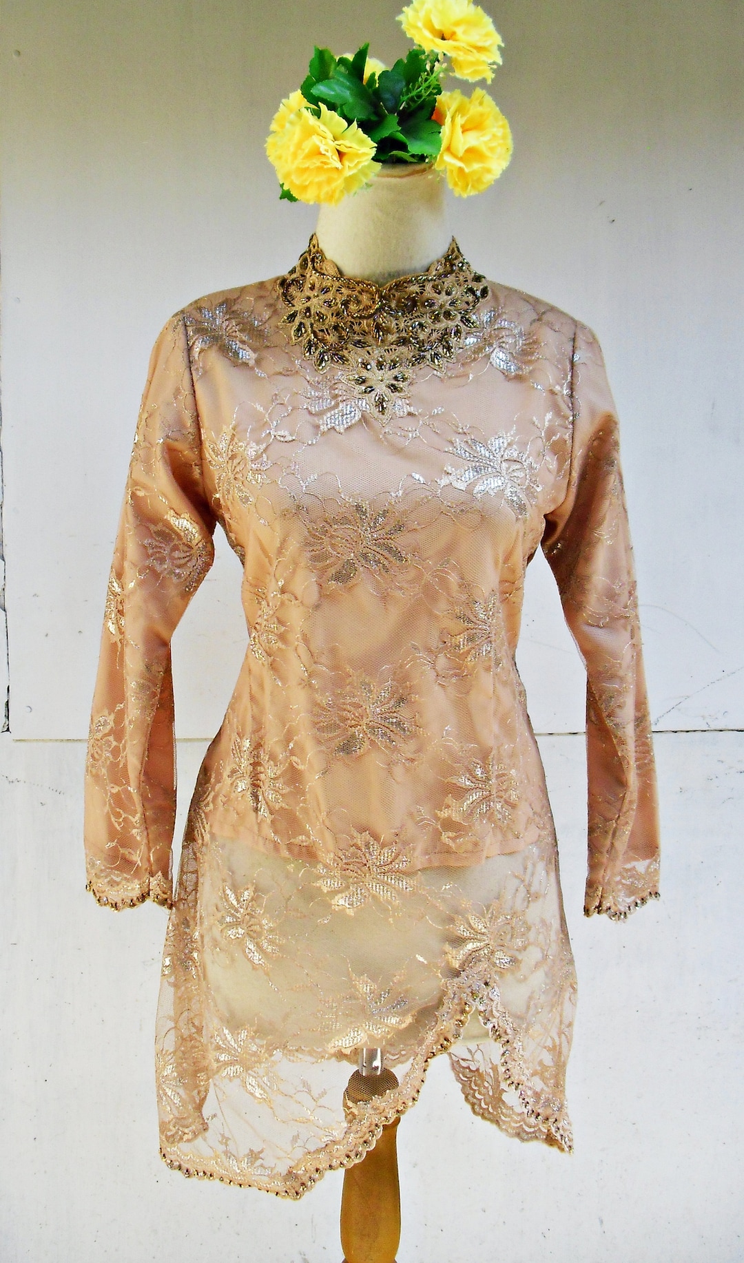 Kebaya Wedding, Kebaya Bride, Kebaya Gold, Sequin Kebaya, Lace Kebaya ...