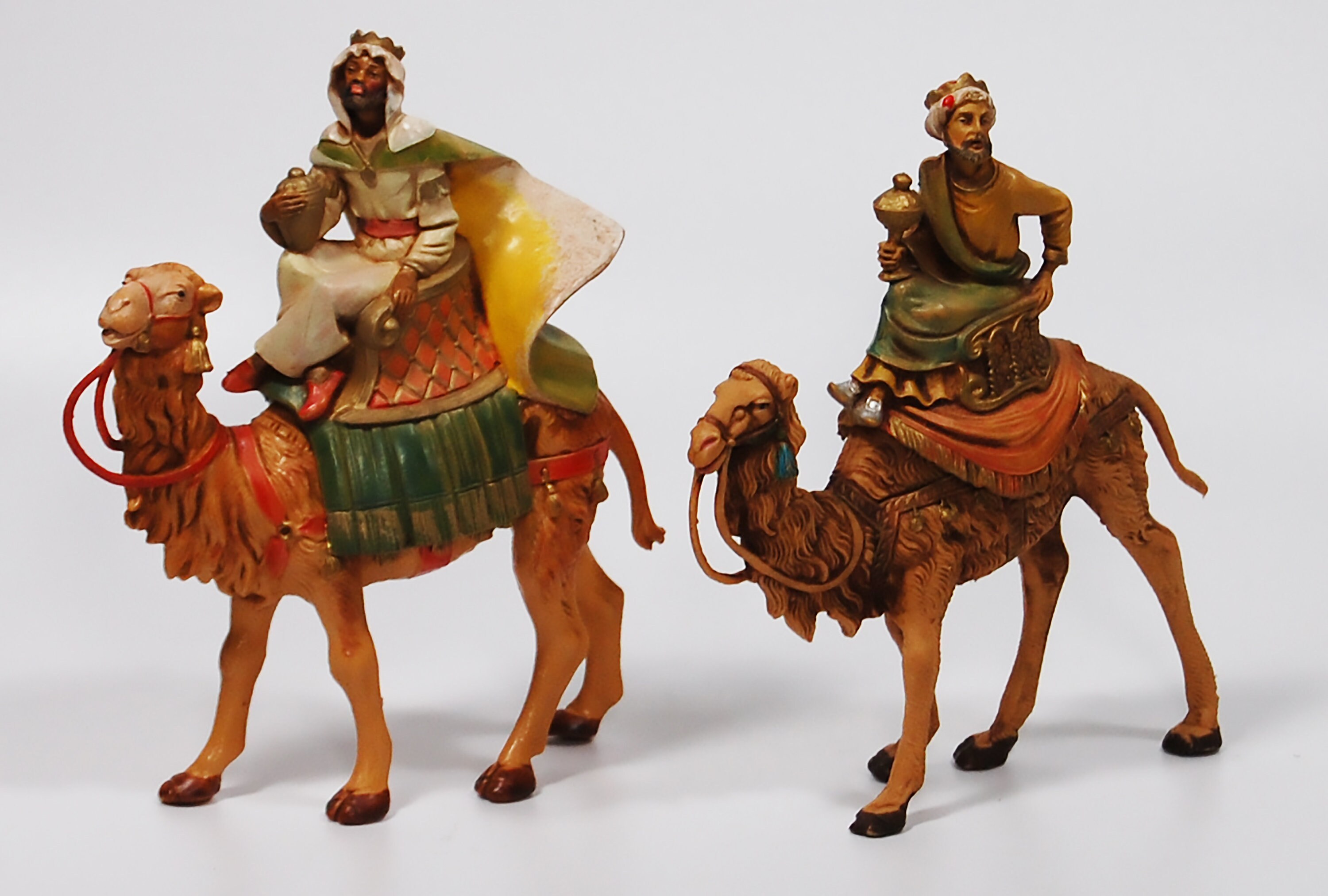 Fontanini Heirloom Nativity Moss and Bark Manger and Figurines - Etsy