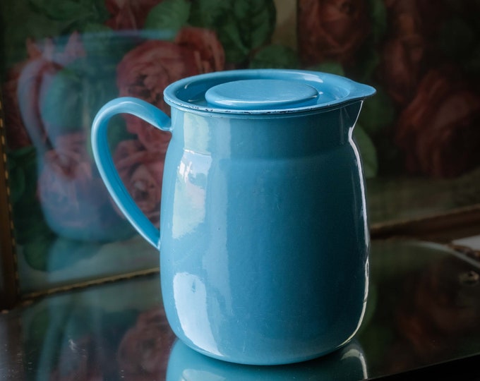 Vintage Farmhouse Blue Enamelware Metal Pitcher With Lid, Would Have ...
