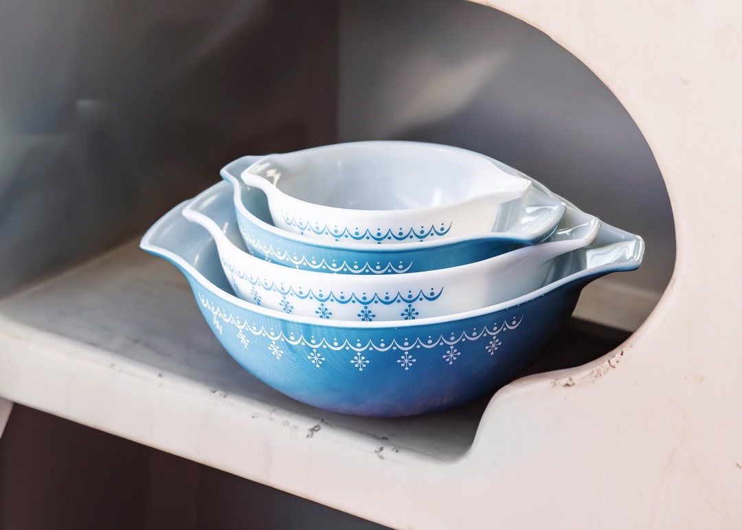 Snowflake Blue Pyrex Mixing Bowl Set; 1970s Vintage Bowls Also Known as ...